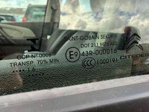 Grey Citroen Grand C4 Picasso 2016 in Vilnius, with an engine capacity of 1.56 L and mileage of 223 thousand km for 6600 €, photo 19 on AUTOMOTO.COM.LV