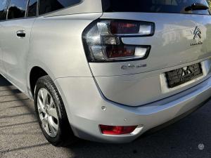 Grey Citroen Grand C4 Picasso 2016 in Prienai, with an engine capacity of 1.56 L and mileage of 247 thousand km for 5499 €, photo 12 on AUTOMOTO.COM.LV