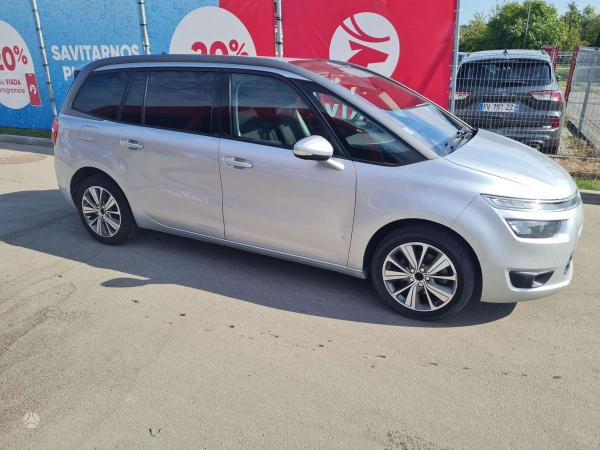 Pelēks Citroen Grand C4 Picasso 2016 Tauragė, ar dzinēja tilpumu 2.00 L un nobraukumu 276 tūkst. km par 5350 €, foto 6 vietnē AUTOMOTO.COM.LV