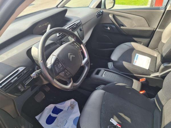 Pelēks Citroen Grand C4 Picasso 2016 Tauragė, ar dzinēja tilpumu 2.00 L un nobraukumu 276 tūkst. km par 5350 €, foto 11 vietnē AUTOMOTO.COM.LV