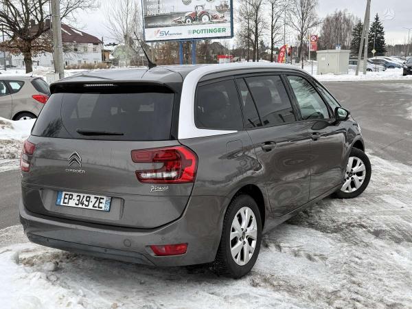 Pelēks Citroen Grand C4 Picasso 2017 Tauragė, ar dzinēja tilpumu 1.56 L un nobraukumu 200 tūkst. km par 7200 €, foto 2 vietnē AUTOMOTO.COM.LV