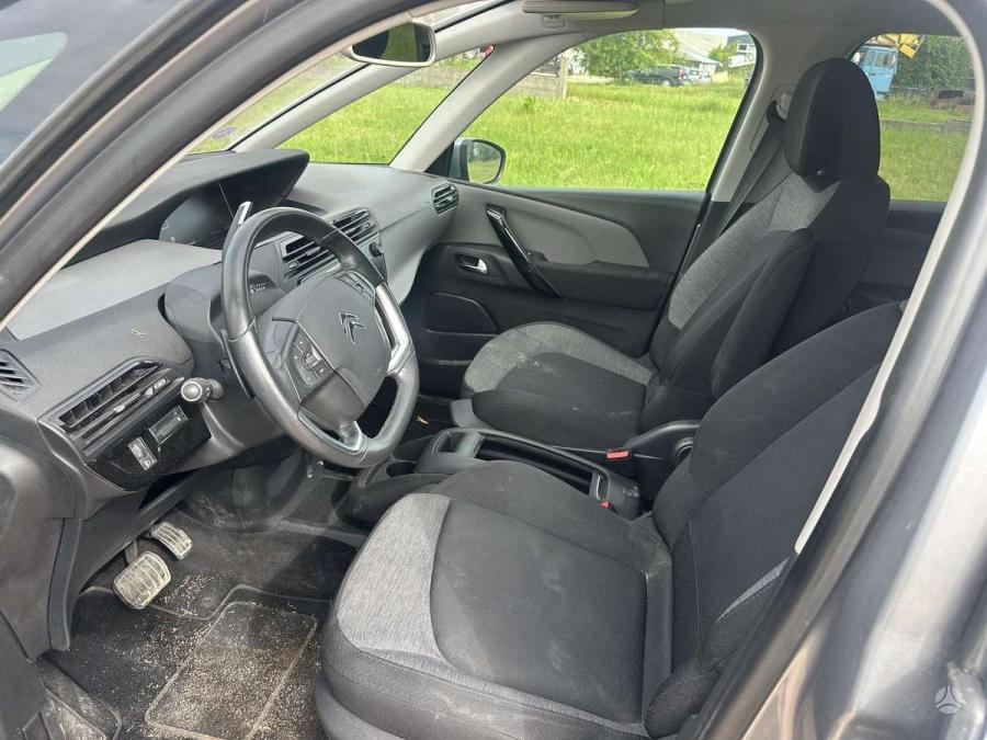 Pelēks Citroen Grand C4 Picasso 2017 Tauragė, ar dzinēja tilpumu 1.20 L un nobraukumu 102 tūkst. km par 5750 €, foto 10 vietnē AUTOMOTO.COM.LV