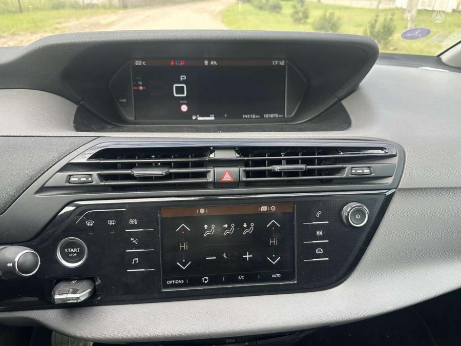 Pelēks Citroen Grand C4 Picasso 2017 Tauragė, ar dzinēja tilpumu 1.20 L un nobraukumu 102 tūkst. km par 5750 €, foto 11 vietnē AUTOMOTO.COM.LV