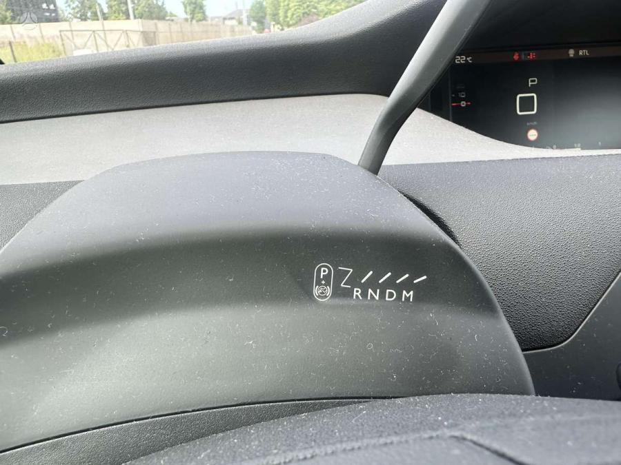 Pelēks Citroen Grand C4 Picasso 2017 Tauragė, ar dzinēja tilpumu 1.20 L un nobraukumu 102 tūkst. km par 5750 €, foto 13 vietnē AUTOMOTO.COM.LV