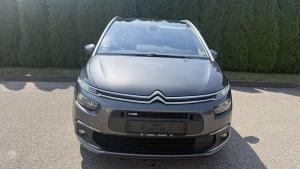 Pelēks Citroen Grand C4 Picasso 2017 Kauņa, ar dzinēja tilpumu 1.20 L un nobraukumu 178 tūkst. km par 5900 €, foto 8 vietnē AUTOMOTO.COM.LV