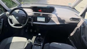 Pelēks Citroen Grand C4 Picasso 2017 Kauņa, ar dzinēja tilpumu 1.20 L un nobraukumu 178 tūkst. km par 5900 €, foto 10 vietnē AUTOMOTO.COM.LV