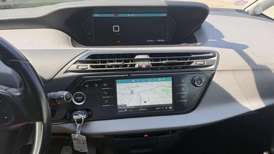 Pelēks Citroen Grand C4 Picasso 2017 Kauņa, ar dzinēja tilpumu 1.20 L un nobraukumu 178 tūkst. km par 5900 €, foto 16 vietnē AUTOMOTO.COM.LV