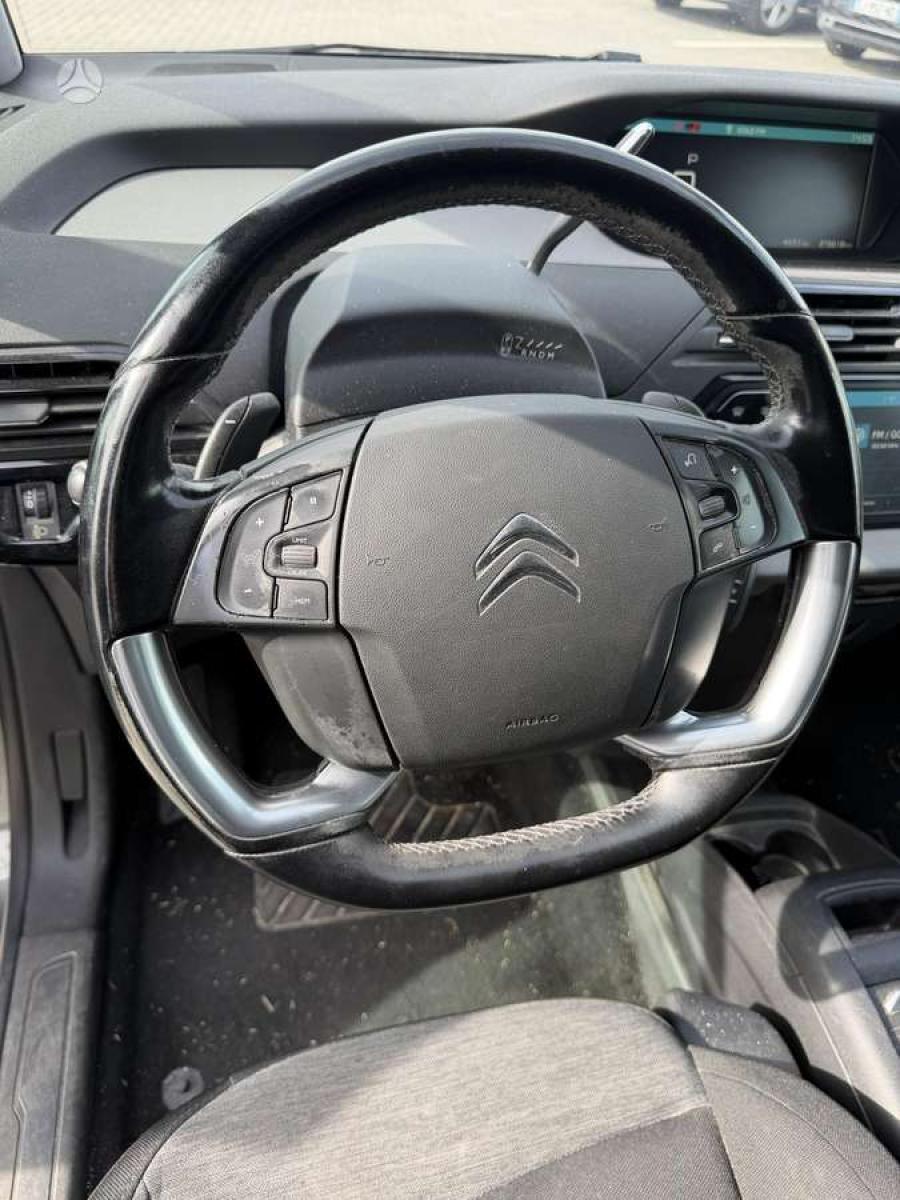 Pelēks Citroen Grand C4 Picasso 2017 Tauragė, ar dzinēja tilpumu 1.56 L un nobraukumu 215 tūkst. km par 5500 €, foto 11 vietnē AUTOMOTO.COM.LV