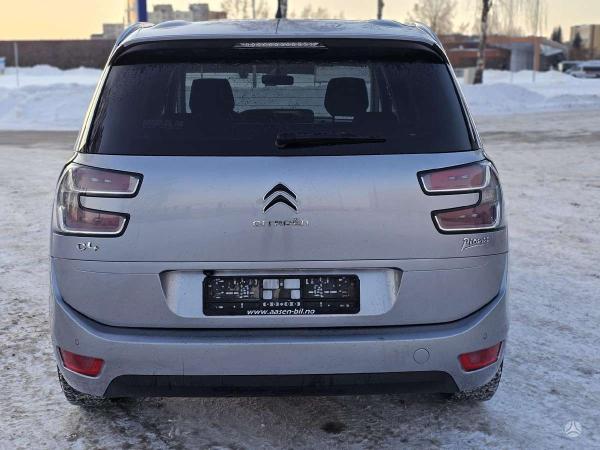 Pelēks Citroen Grand C4 Picasso 2018 Rokiškis, ar dzinēja tilpumu 1.20 L un nobraukumu 160 tūkst. km par 6450 €, foto 7 vietnē AUTOMOTO.COM.LV