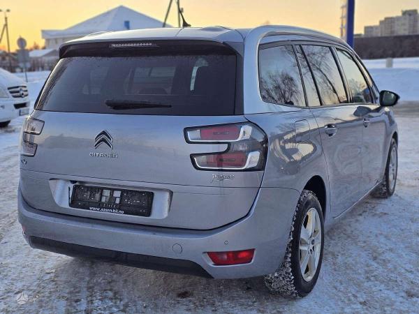 Pelēks Citroen Grand C4 Picasso 2018 Rokiškis, ar dzinēja tilpumu 1.20 L un nobraukumu 160 tūkst. km par 6450 €, foto 8 vietnē AUTOMOTO.COM.LV