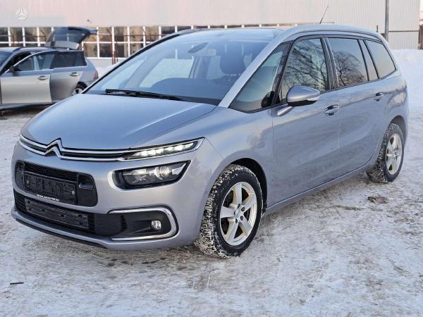 Pelēks Citroen Grand C4 Picasso 2018 Rokiškis, ar dzinēja tilpumu 1.20 L un nobraukumu 160 tūkst. km par 6450 €, foto 9 vietnē AUTOMOTO.COM.LV