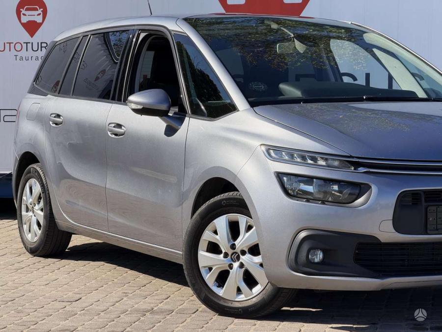 Pelēks Citroen Grand C4 Picasso 2018 Tauragė, ar dzinēja tilpumu 1.60 L un nobraukumu 302 tūkst. km par 6300 €, foto 6 vietnē AUTOMOTO.COM.LV