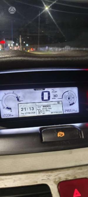 Citroen Grand C4 Picasso 2007 in Vilnius, with an engine capacity of 1.60 L and mileage of 295 thousand km for 1300 €, photo 39 on AUTOMOTO.COM.LV