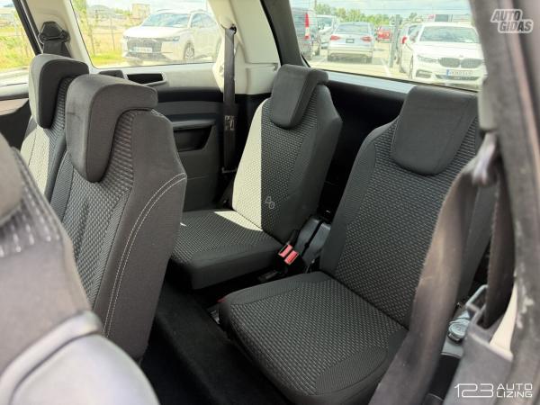 Citroen Grand C4 Picasso 2011 in Taurage, with an engine capacity of 1.60 L and mileage of 179 thousand km for 2400 €, photo 10 on AUTOMOTO.COM.LV
