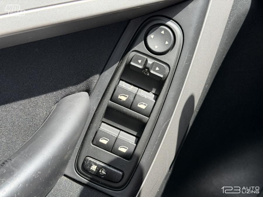 Citroen Grand C4 Picasso 2011 in Taurage, with an engine capacity of 1.60 L and mileage of 179 thousand km for 2400 €, photo 20 on AUTOMOTO.COM.LV