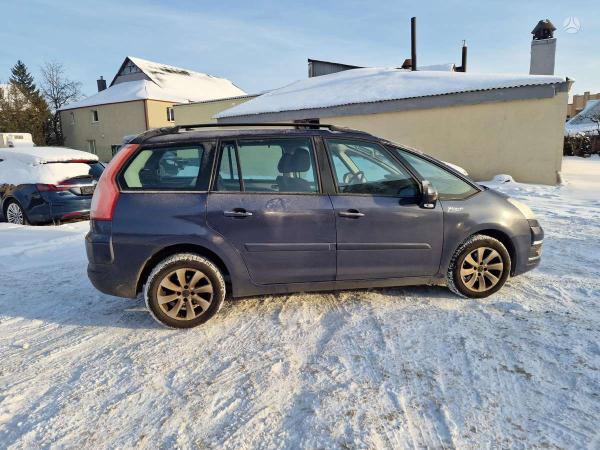 Citroen Grand C4 Picasso 2013 in Taurage, with an engine capacity of 1.56 L and mileage of 298 thousand km for 2750 €, photo 5 on AUTOMOTO.COM.LV
