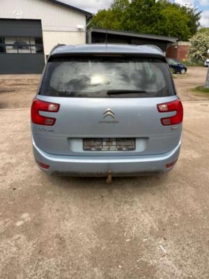 Citroen Grand C4 Picasso 2014 in Marijampole, with an engine capacity of 2.00 L and mileage of 230 thousand km for 4999 €, photo 7 on AUTOMOTO.COM.LV