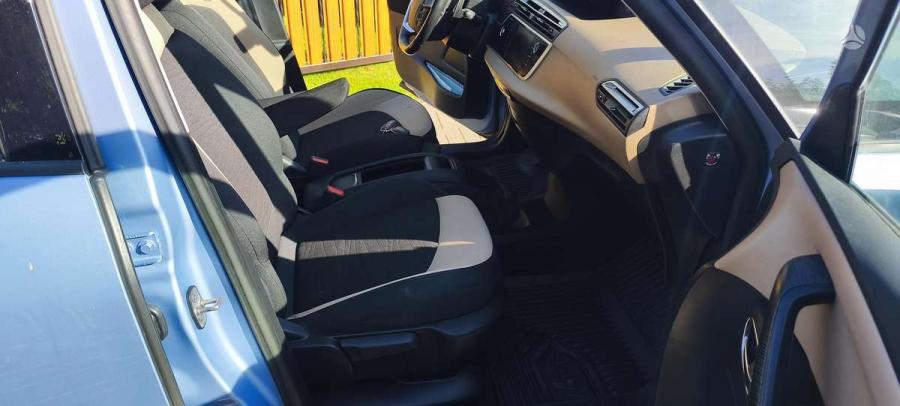 Citroen Grand C4 Picasso 2014 in Marijampole, with an engine capacity of 2.00 L and mileage of 230 thousand km for 4999 €, photo 14 on AUTOMOTO.COM.LV
