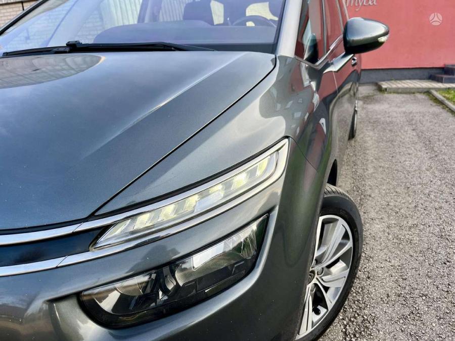 Citroen Grand C4 Picasso 2016 in Siauliai, with an engine capacity of 2.00 L and mileage of 259 thousand km for 7150 €, photo 17 on AUTOMOTO.COM.LV