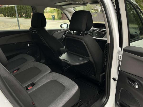 Citroen Grand C4 Picasso 2017 Šauļi, ar dzinēja tilpumu 2.00 L un nobraukumu 230 tūkst. km par 8250 €, foto 9 vietnē AUTOMOTO.COM.LV