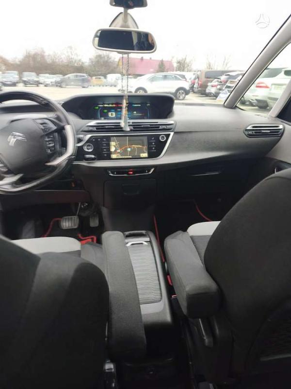 Sarkans Citroen Grand C4 Picasso 2013 Tauragė, ar dzinēja tilpumu 1.56 L un nobraukumu 198 tūkst. km par 4900 €, foto 11 vietnē AUTOMOTO.COM.LV