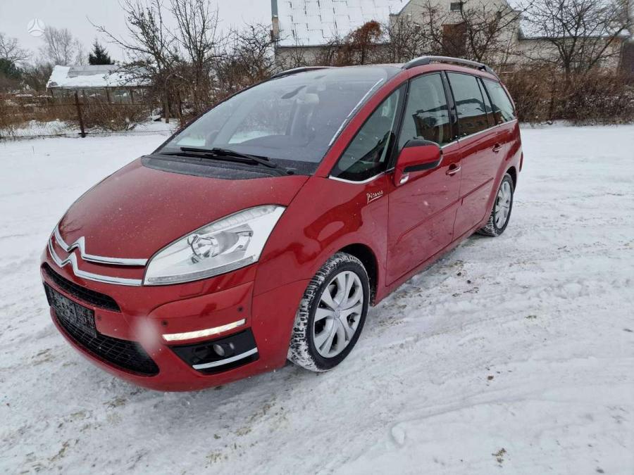 Sarkans Citroen Grand C4 Picasso 2013 Panevēža, ar dzinēja tilpumu 1.59 L un nobraukumu 221 tūkst. km par 3850 €, foto 20 vietnē AUTOMOTO.COM.LV