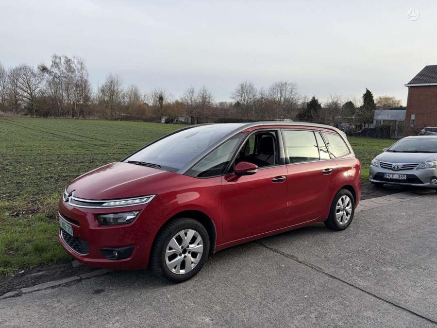 Sarkans Citroen Grand C4 Picasso 2014 Ukmergė, ar dzinēja tilpumu 1.60 L un nobraukumu 330 tūkst. km par 3950 €, foto 2 vietnē AUTOMOTO.COM.LV