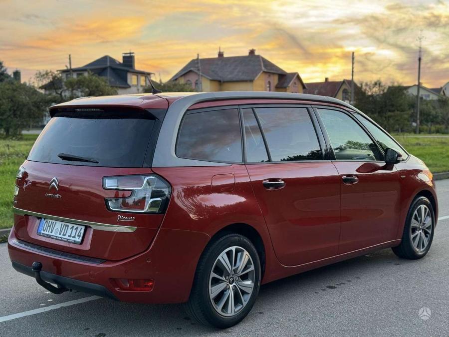 Sarkans Citroen Grand C4 Picasso 2014 Mažeikiai, ar dzinēja tilpumu 2.00 L un nobraukumu 267 tūkst. km par 5200 €, foto 9 vietnē AUTOMOTO.COM.LV