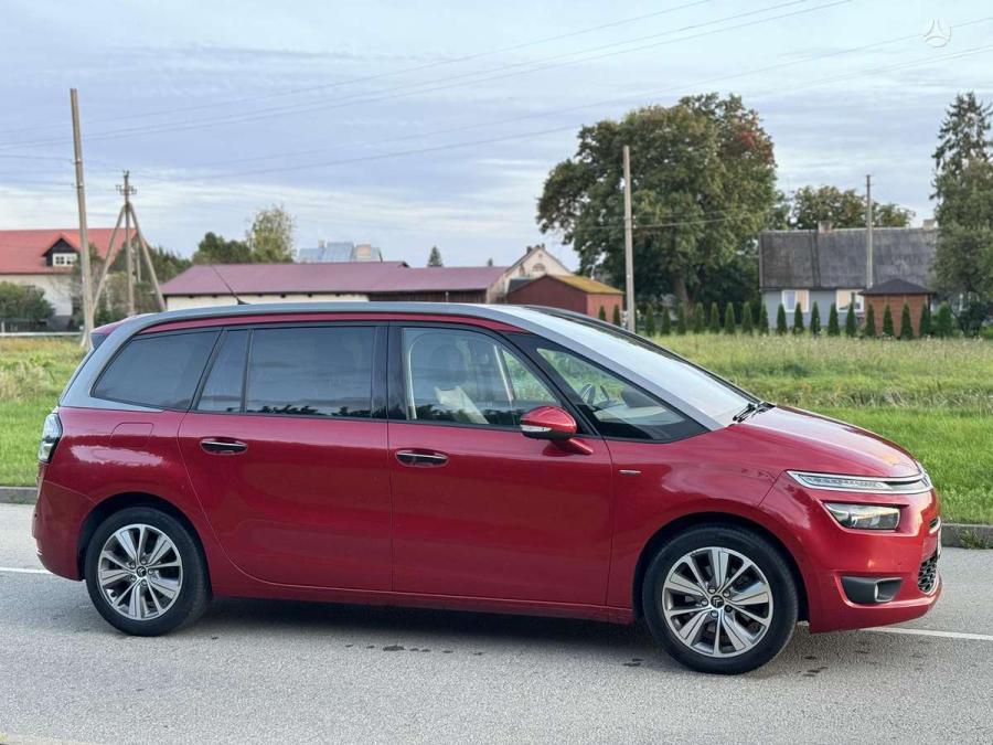 Sarkans Citroen Grand C4 Picasso 2014 Mažeikiai, ar dzinēja tilpumu 2.00 L un nobraukumu 267 tūkst. km par 5200 €, foto 10 vietnē AUTOMOTO.COM.LV