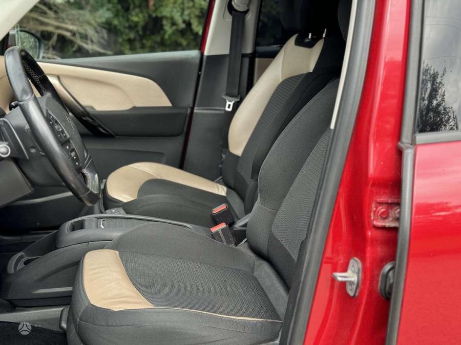 Sarkans Citroen Grand C4 Picasso 2014 Mažeikiai, ar dzinēja tilpumu 2.00 L un nobraukumu 267 tūkst. km par 5200 €, foto 15 vietnē AUTOMOTO.COM.LV