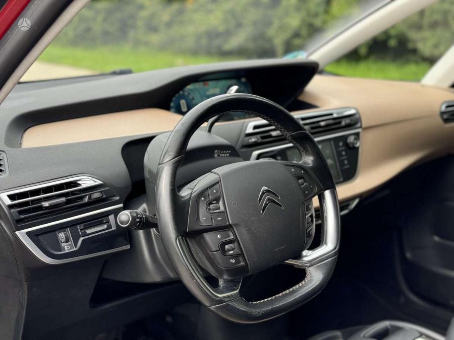 Sarkans Citroen Grand C4 Picasso 2014 Mažeikiai, ar dzinēja tilpumu 2.00 L un nobraukumu 267 tūkst. km par 5200 €, foto 16 vietnē AUTOMOTO.COM.LV