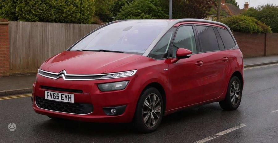 Sarkans Citroen Grand C4 Picasso 2016 Šauļi, ar dzinēja tilpumu 1.56 L un nobraukumu 200 tūkst. km par 2799 €, foto 1 vietnē AUTOMOTO.COM.LV