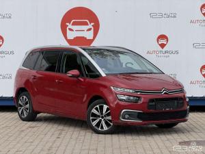 Red Citroen Grand C4 Picasso 2016 in Taurage, with an engine capacity of 1.60 L and mileage of 139 thousand km for 6600 €, photo 5 on AUTOMOTO.COM.LV