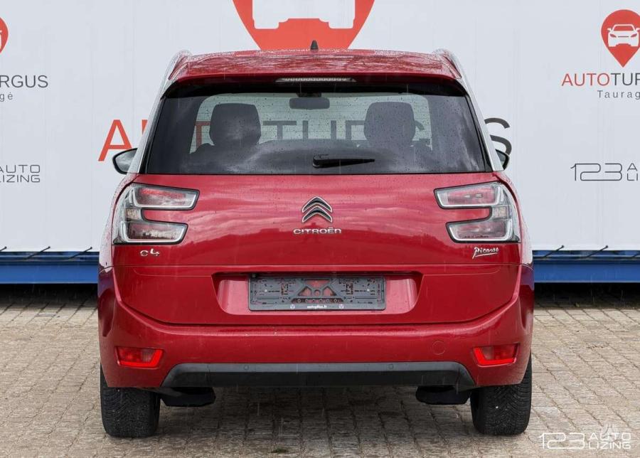 Red Citroen Grand C4 Picasso 2016 in Taurage, with an engine capacity of 1.60 L and mileage of 139 thousand km for 6600 €, photo 9 on AUTOMOTO.COM.LV