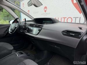 Red Citroen Grand C4 Picasso 2016 in Taurage, with an engine capacity of 1.60 L and mileage of 139 thousand km for 6600 €, photo 12 on AUTOMOTO.COM.LV