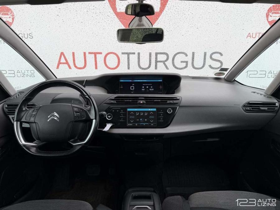 Red Citroen Grand C4 Picasso 2016 in Taurage, with an engine capacity of 1.60 L and mileage of 139 thousand km for 6600 €, photo 13 on AUTOMOTO.COM.LV