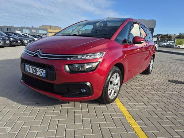 Sarkans Citroen Grand C4 Picasso 2018 Tauragė, ar dzinēja tilpumu 1.56 L un nobraukumu 240 tūkst. km par 6500 €, foto 1 vietnē AUTOMOTO.COM.LV