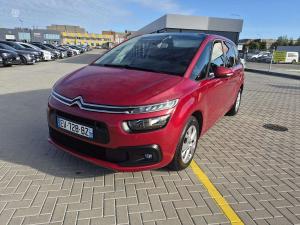 Red Citroen Grand C4 Picasso 2018 in Taurage, with an engine capacity of 1.56 L and mileage of 240 thousand km for 6500 €, photo 5 on AUTOMOTO.COM.LV