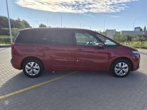 Red Citroen Grand C4 Picasso 2018 in Taurage, with an engine capacity of 1.56 L and mileage of 240 thousand km for 6500 €, photo 7 on AUTOMOTO.COM.LV