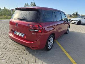 Red Citroen Grand C4 Picasso 2018 in Taurage, with an engine capacity of 1.56 L and mileage of 240 thousand km for 6500 €, photo 9 on AUTOMOTO.COM.LV