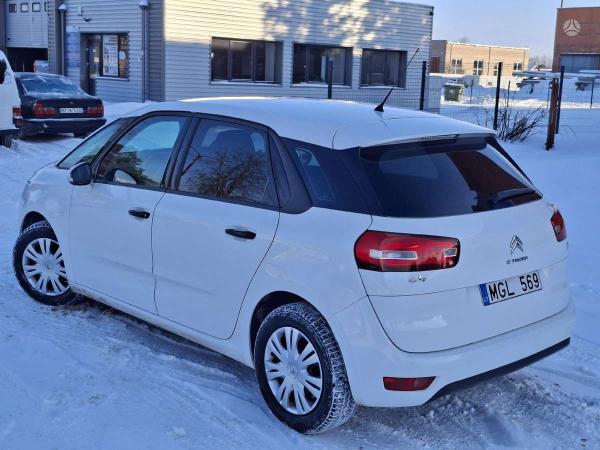 Balts Citroen Grand C4 Picasso 2013 Šilutė, ar dzinēja tilpumu 1.60 L un nobraukumu 233 tūkst. km par 3999 €, foto 4 vietnē AUTOMOTO.COM.LV