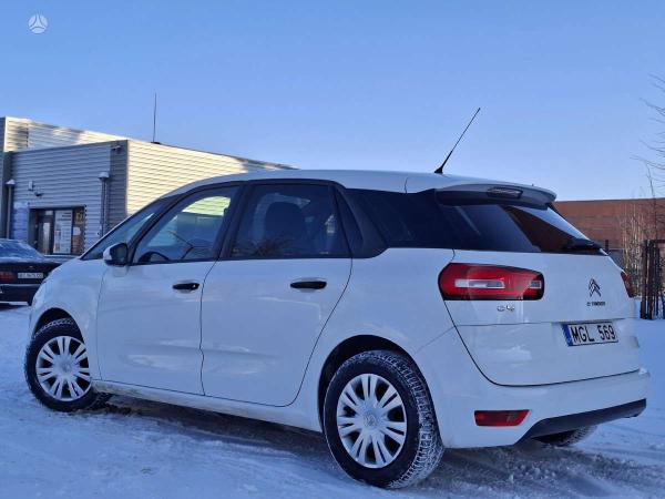 Balts Citroen Grand C4 Picasso 2013 Šilutė, ar dzinēja tilpumu 1.60 L un nobraukumu 233 tūkst. km par 3999 €, foto 9 vietnē AUTOMOTO.COM.LV