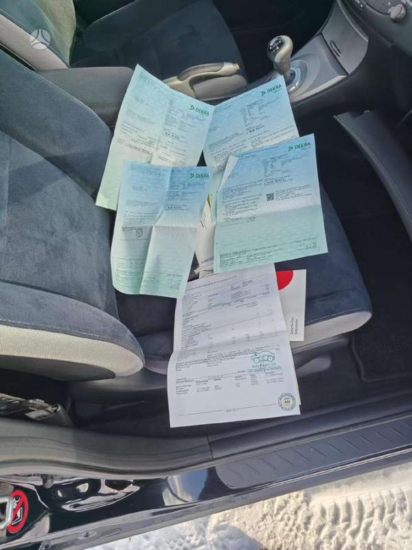 Balts Citroen Grand C4 Picasso 2014 Jurbarkas, ar dzinēja tilpumu 2.00 L un nobraukumu 236 tūkst. km par 5700 €, foto 11 vietnē AUTOMOTO.COM.LV
