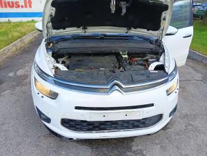Balts Citroen Grand C4 Picasso 2014 Marijampole, ar dzinēja tilpumu 2.00 L un nobraukumu 343 tūkst. km par 3600 €, foto 22 vietnē AUTOMOTO.COM.LV