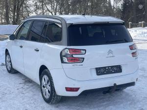 White Citroen Grand C4 Picasso 2015 in Kaunas, with an engine capacity of 1.56 L and mileage of 245 thousand km for 4800 €, photo 7 on AUTOMOTO.COM.LV