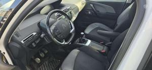 White Citroen Grand C4 Picasso 2016 in Taurage, with an engine capacity of 2.00 L and mileage of 207 thousand km for 6500 €, photo 10 on AUTOMOTO.COM.LV
