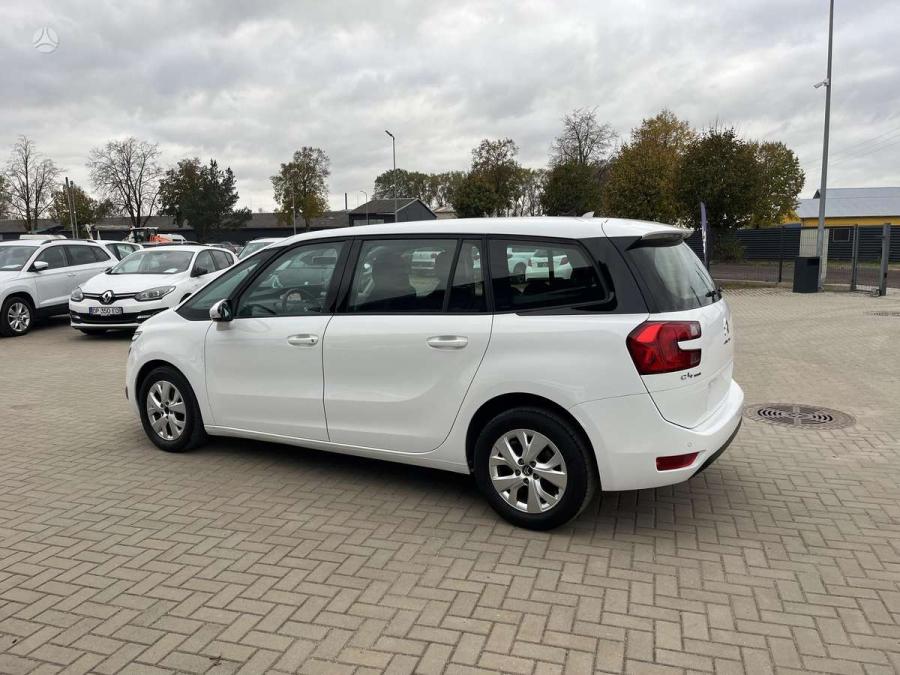 Balts Citroen Grand C4 Picasso 2016 Tauragė, ar dzinēja tilpumu 1.56 L un nobraukumu 243 tūkst. km par 3800 €, foto 17 vietnē AUTOMOTO.COM.LV