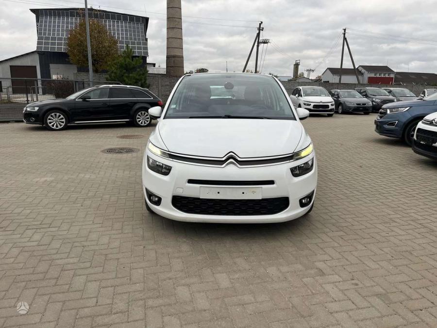 Balts Citroen Grand C4 Picasso 2016 Tauragė, ar dzinēja tilpumu 1.56 L un nobraukumu 243 tūkst. km par 3800 €, foto 3 vietnē AUTOMOTO.COM.LV