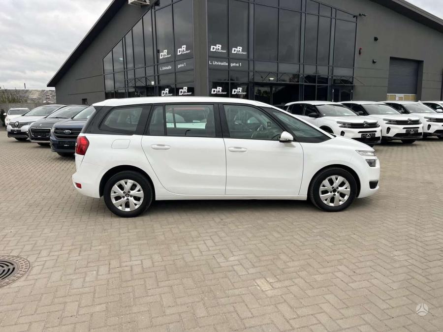 Balts Citroen Grand C4 Picasso 2016 Tauragė, ar dzinēja tilpumu 1.56 L un nobraukumu 243 tūkst. km par 3800 €, foto 7 vietnē AUTOMOTO.COM.LV