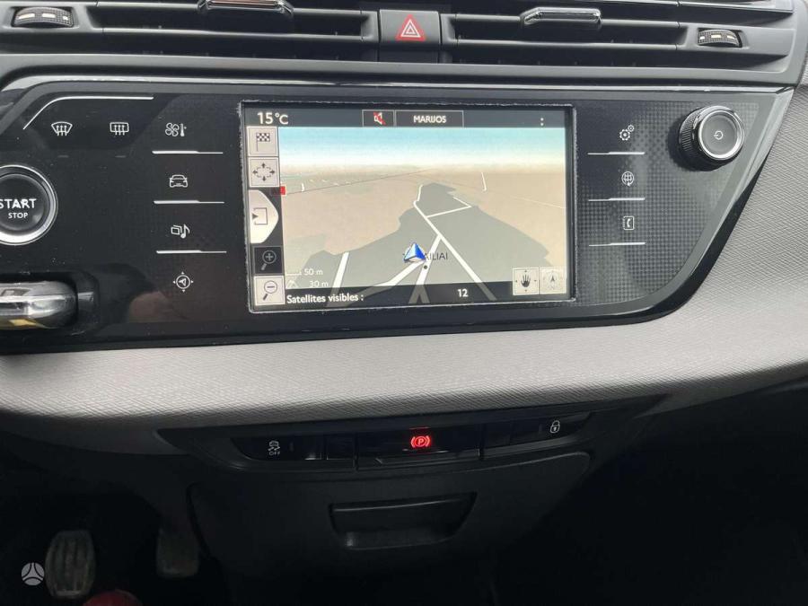 Balts Citroen Grand C4 Picasso 2016 Tauragė, ar dzinēja tilpumu 1.56 L un nobraukumu 243 tūkst. km par 3800 €, foto 35 vietnē AUTOMOTO.COM.LV